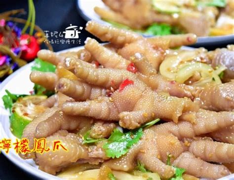 烘焙筆記雪花酥餅 原味及巧克力 酥脆中有果乾的滋味層次很豐富的點心 真妮4吃喝玩樂燴生活