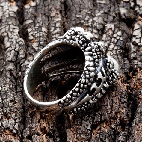 Black Gothic Claw Ring Bikerringshop