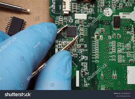 Electronic Circuit Board Processor Computer Repair 庫存照片 2318362877