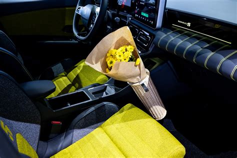 Renault 5 E Tech Electric To Start From £22 995