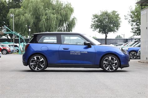 电动 Cooper452km Cooper Se 艺术家图片大全 电动mini Cooper外观图库 搜狐汽车
