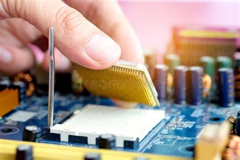 Hand Of Computer Engineering Brings Computer Cpu Processor Memory
