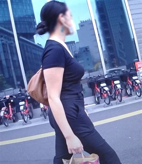 超ハイスペック極上美女の凄まじい美爆乳の横からの眺めにフル勃起 アダルト動画・画像のコンテンツマーケット Pcolle