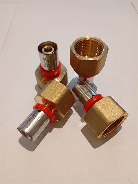 16 3 4″ Th Bm Idom Apparat Kft Padlófűtés Felülethűtés Szerelési Anyagok