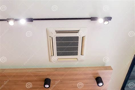 Modern Ceiling Mounted Cassette Type Air Conditioning System In Coffee