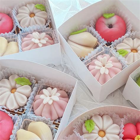 윤슬담 명절선물 설선물 김해화과자 롯데백화점 창원 팝업스토어 김해앙금플라워 김해 상견례선물 화과자 윤슬담 🧡 안녕하세요 윤슬담입니다 ♡ 날씨가 많이 흐리네요ㅜ 그래도