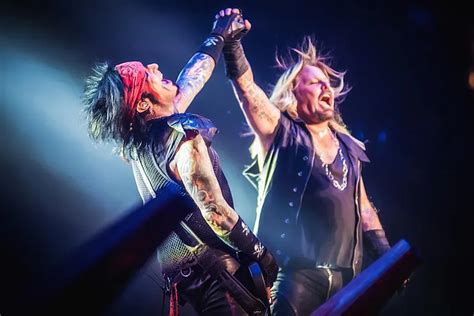 Motley Crue And Tesla Tickets 18th July Darien Lake Amphitheatre