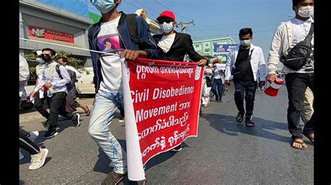Dvb မန္တလေးတွင် ဘဏ်ဝန်ထမ်းများ၊ တိရိစ္ဆာန်ချစ်သူများ၊ ချည်ထိုးဝါသနာရ