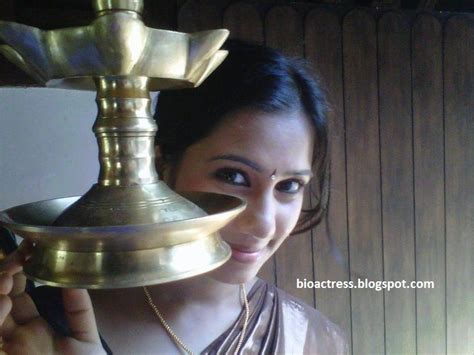 Malayalam Serial Actress Devika Nambiar Hot Gallery