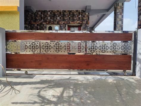 Stainless Steel Ss Gate 6x10 Feet At ₹ 1100sq Ft In Hosur Id