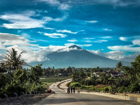 10 Tempat Wisata Di Garut Yang Wajib Dikunjungi Untuk Liburan Sejuk Dan