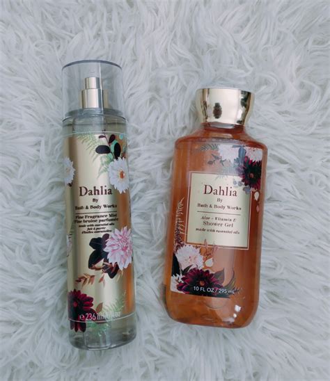 Bbw Combo Dahlia Beauty And Personal Care Bath And Body Bath On Carousell