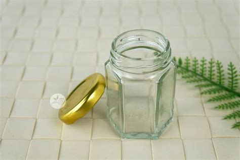 特小六角果醬瓶65cc金蓋hs Rp27 G 玻璃罐六角瓶金蓋收納罐果醬瓶糖果餅乾包裝收納 Yahoo奇摩拍賣