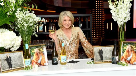 Martha Stewart 82 Shares Sizzling Thirst Trap Selfie Save Some Sexy For The Rest Of Us