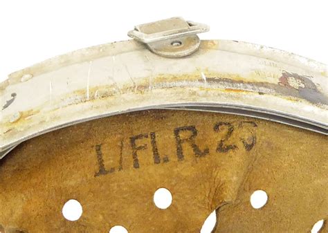 Aluminium Helmfutter Für Einen M35 Der Luftwaffe 64er Schlender Antik