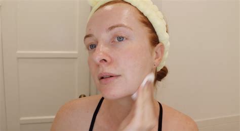 Easy Skincare Routine For Clogged Pores Featuring NATURIUM Mixed Makeup