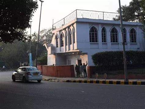 Sunehri Bagh Masjid In Crosshairs Mosque Predates Capital May Removed