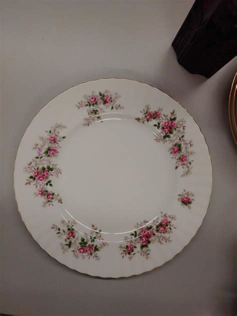 Тарілочка Royal Albert — цена 351 грн в каталоге Тарелки Купить товары для дома и быта по