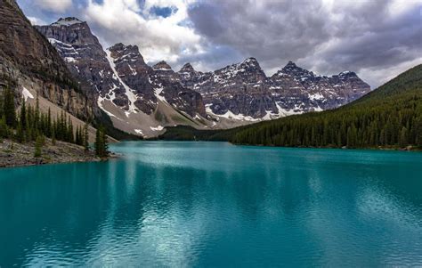 Moraine Lake Banff National Park Alberta Canada