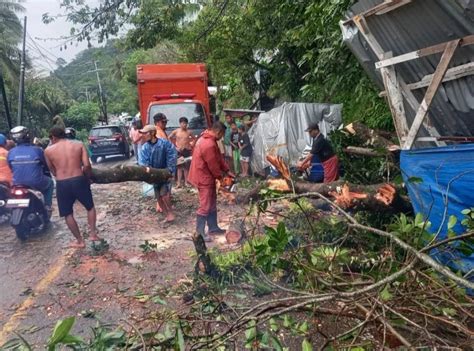 Kota Padang Babak Belur Dihajar Longsor Banjir Dan Angin Puting