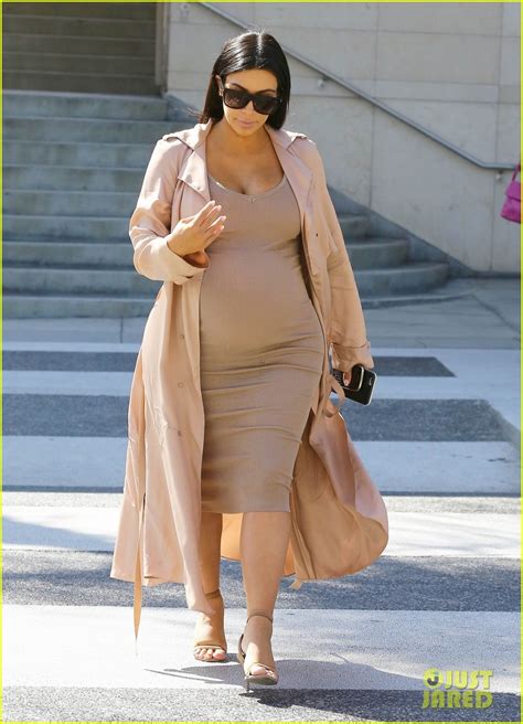 Heres What Kendall Jenner Looks Like As A Pregnant Woman Photo