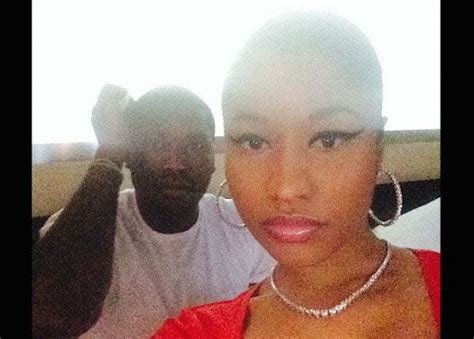 Nicki Minaj Selfie With Meek Mill Fuels Dating Rumors