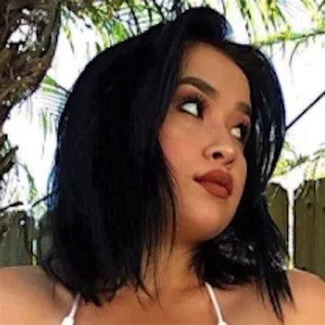 Elizabeth Pelayo Wiki