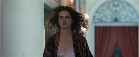 Naked Natalia Vodianova In Belle Du Seigneur