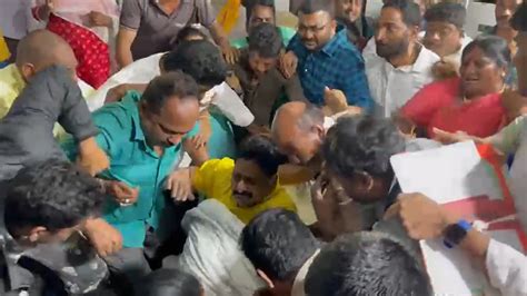 Budda Venkanna బుద్దా వెంకన్న షుగర్ లెవెల్స్ డౌన్ నిరవధిక దీక్షను