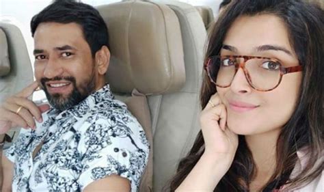 Bhojpuri Hot Couple Amrapali Dubey And Dinesh Lal Yadav Aka Nirahua