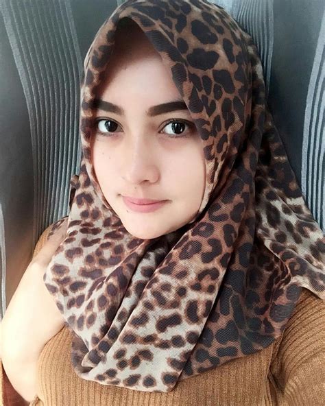 Pretty Muslimah Arab Girls Muslim Girls Beautiful Hijab Gorgeous