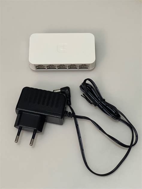 Dlink Des 1005a Switch Computers And Tech Parts And Accessories