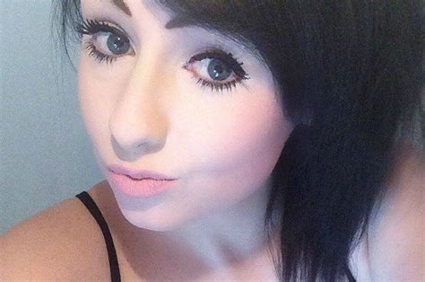 Ibu Muda Ini Selamatkan Bayinya Sebelum Ia Tewas Seketika