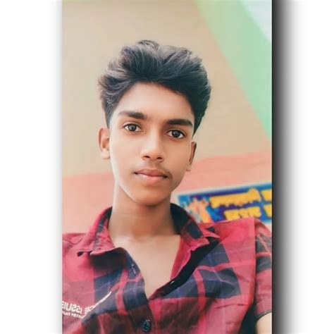 সি দ্ধা র্থ Sid Sid 0077 • Threads Say More