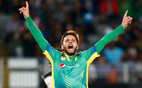 Veteran India Cricketers Wish Shahid Afridi On His Birthday