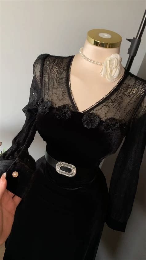 Nazaka Clothing And Accessories ‎هذا احلى فستان ابيض ممكن تلبسوه 🤍