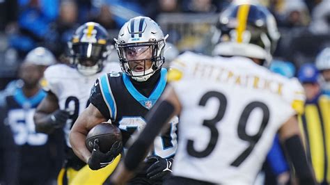 Highlight Chuba Hubbard Breaks Free For 45 Yard Gain