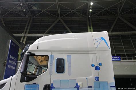 【图】东风柳汽 乘龙t7房车 560马力 6x4 Amt自动挡牵引车实拍图片1374842卡车之家