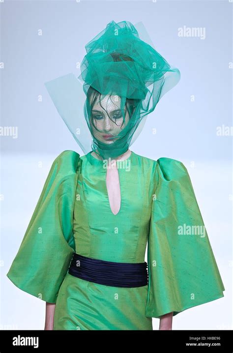 London Fashion Week Fashion Scout Feb 2017 Catwalk Fashion Scout