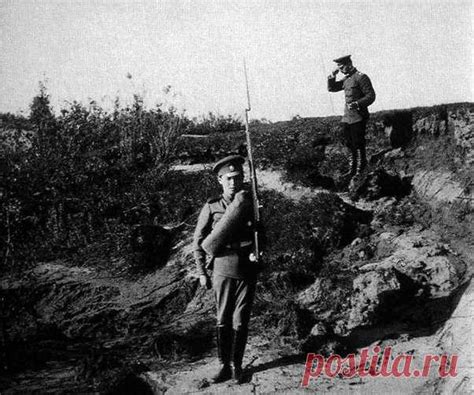 Цесаревич Алексей Николаевич Романов в солдатской форме во время объ