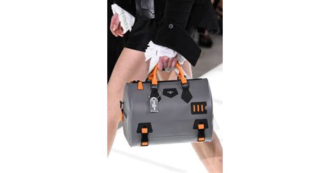 Louis Vuitton Utility Bag Spring 2021 Jeep