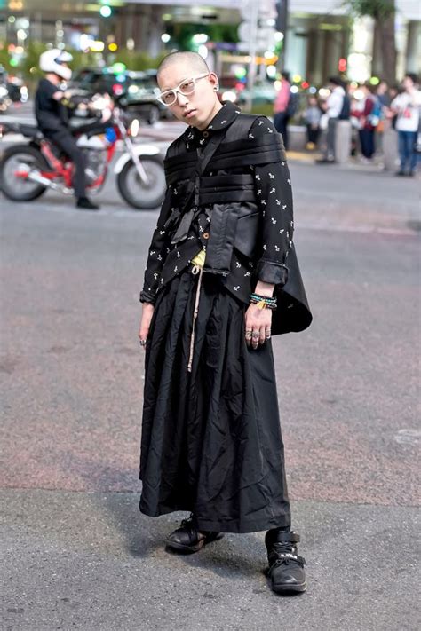 Avant Garde Japanese Street Style W Comme Des Garcons Porter Ambush