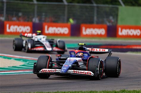 角田裕毅、熾烈なf1中団争いでは好調ハースとアストン復活を警戒。rbは“トップ”ではないしかし「僕らは戦いの中にいる