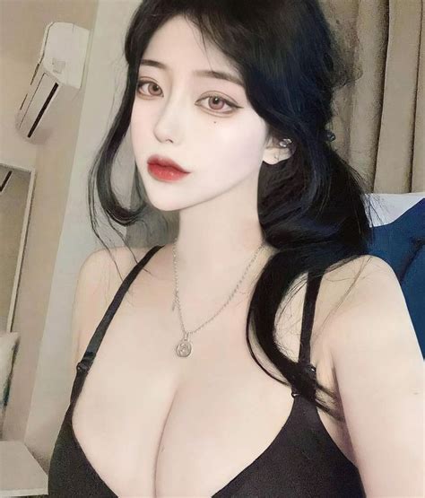 진희냥 on Instagram 다들 행복하세요 제가 주문을 걸어드림 얍 ଘ ੭ ˊᵕˋ ੭ 아름다운 소녀들 아름다운 패션