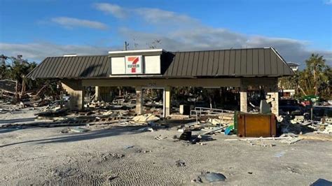 Fort Myers Beach Impassable After Hurricane Ian Hits Florida