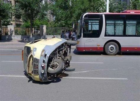 「重磅」老年代步車「遭封殺」！國家六部委聯合發文！ 每日頭條