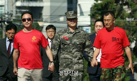 박정훈 대령 동기들 “28년 전에도 요령 피울 줄 모르던 박···끝까지 함께할 것”