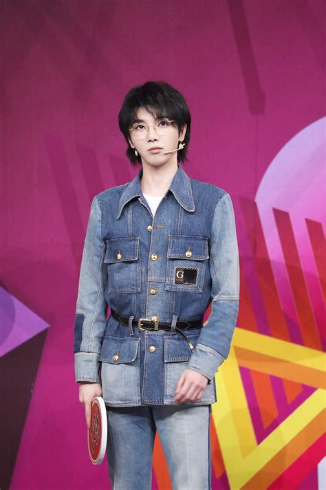 华晨宇马来西亚火星群 【华晨宇 王牌对王牌】 友谊的小船扬帆起航，满载共同回忆，阳台睡衣趴就此开启！🎉今晚