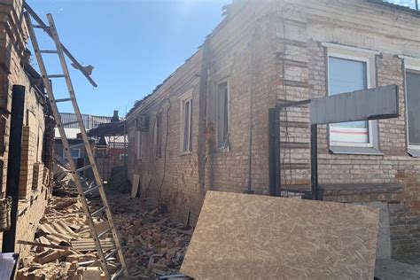 Армія РФ обстріляла Нікополь і Покровську громаду поліція показала наслідки фото