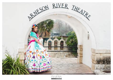 Fiesta Themed Quinceañera Portraits San Antonio Tx Olvera